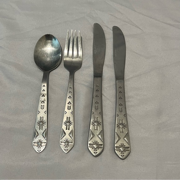 Towle | Dining | Towle Pueblo Stainless Flatware 4 Pc Southwest Aztec ...